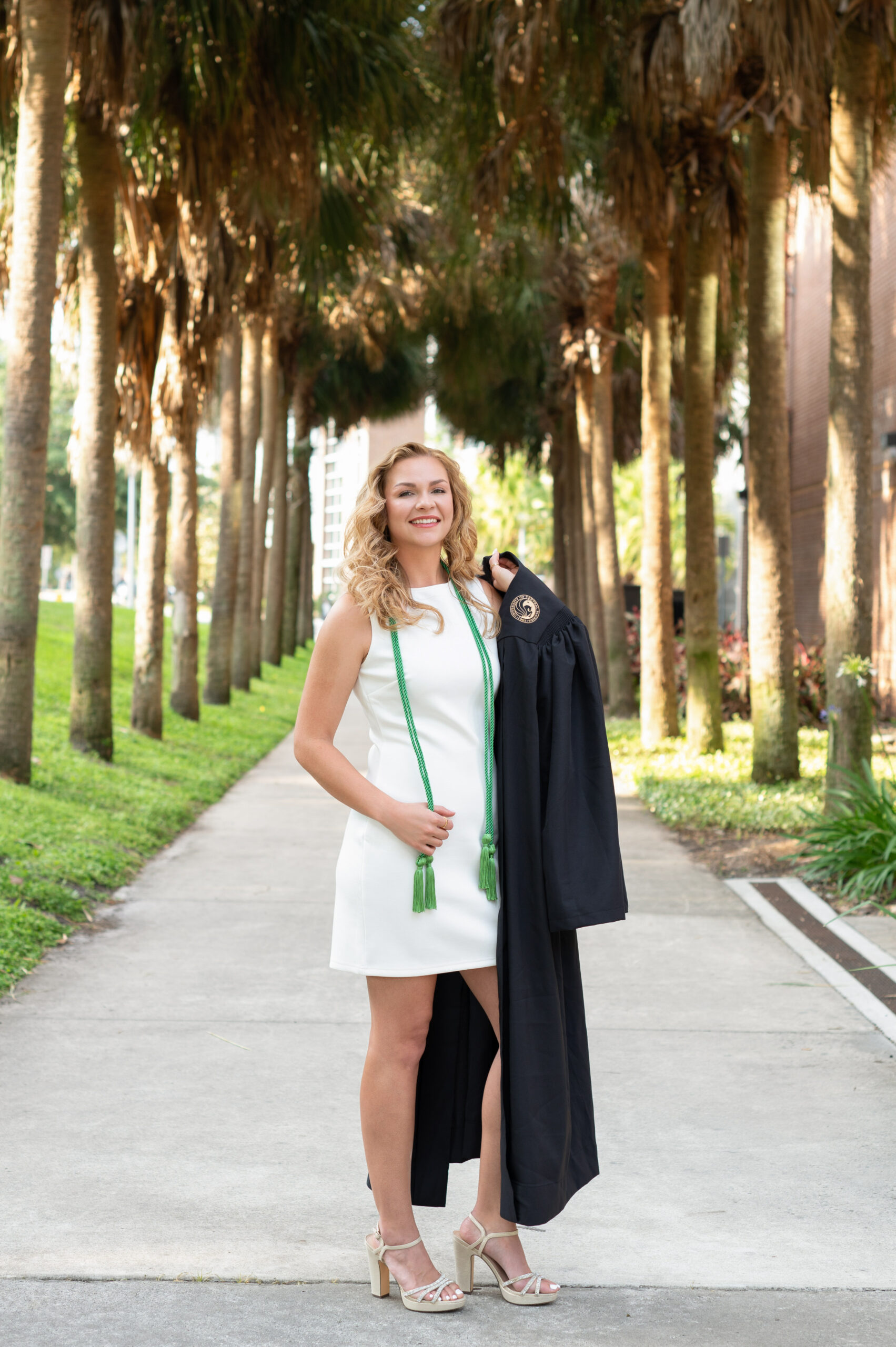 Top 10 UCF Graduation Photo Spots on Campus - khimhigginsphotography.com